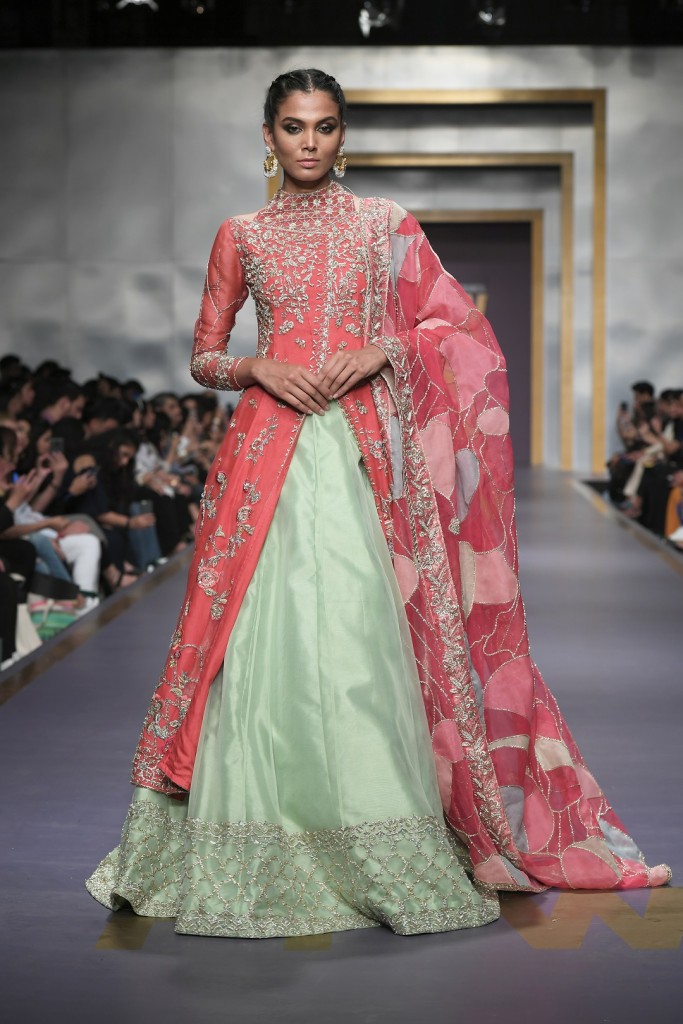 Trunk Show Invitation - Zuria Dor x Aura Art By Saba Talpur x Sundus ...